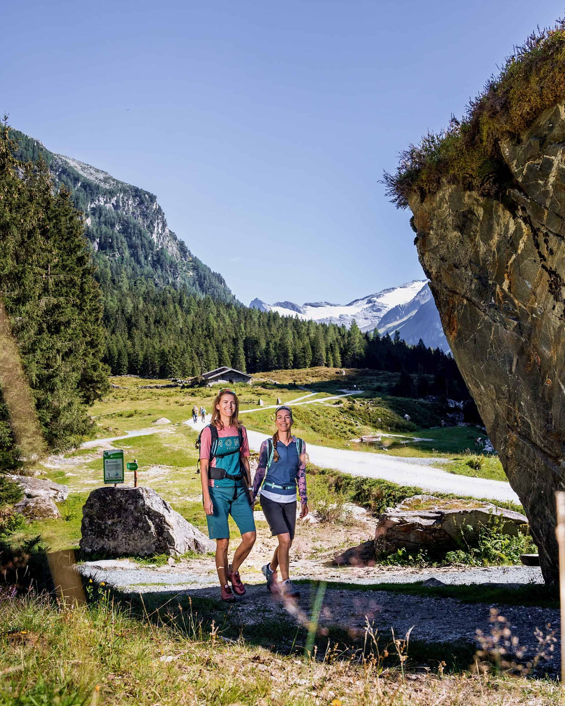 The world's longest floodlit toboggan run | 14 km | Austria